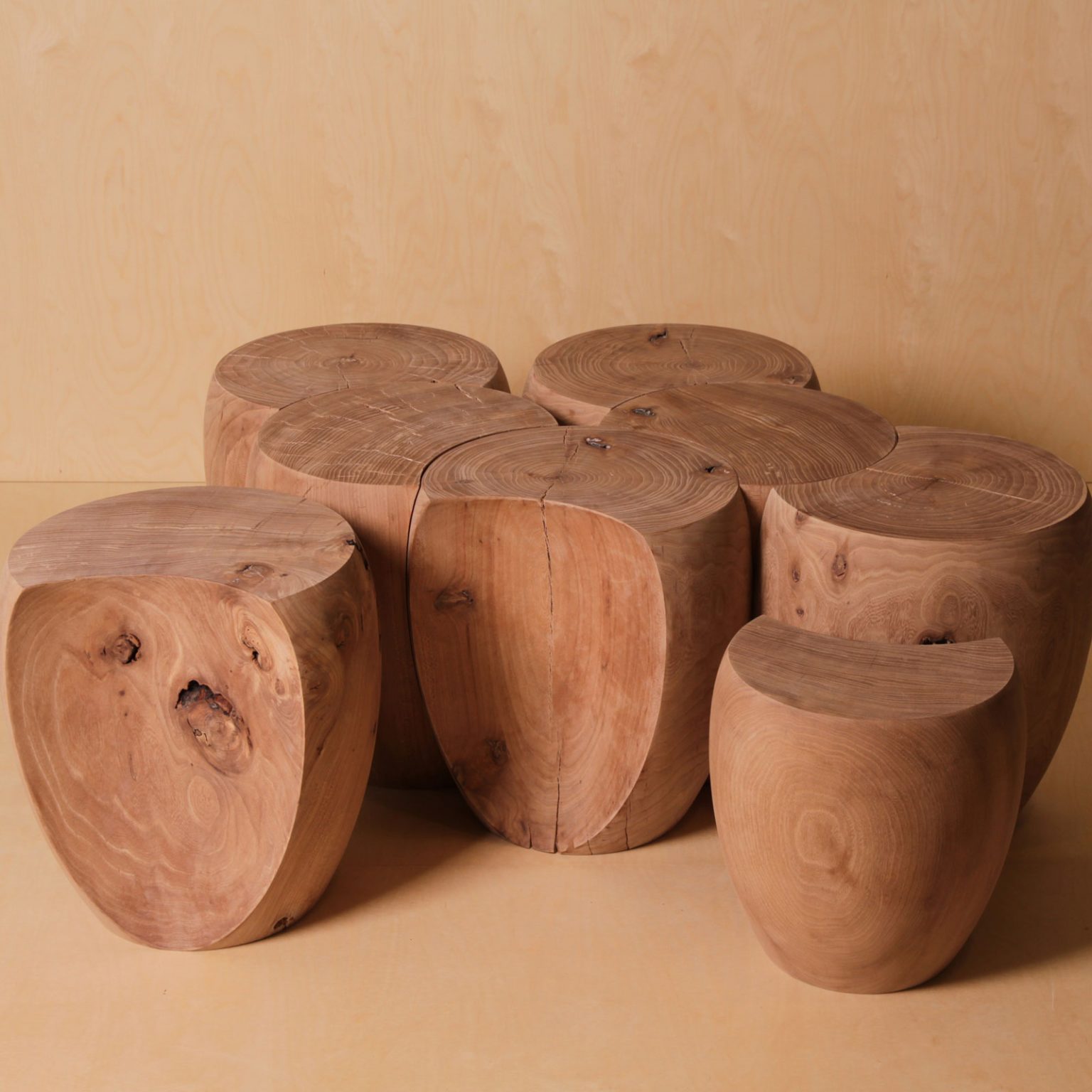 DROPS TABLE / STOOL WOOD - Veronica Mar